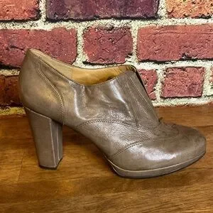 Naturalizer | Shoes | Naturalizer N5 Comfort Neutral Platform Slip On ...